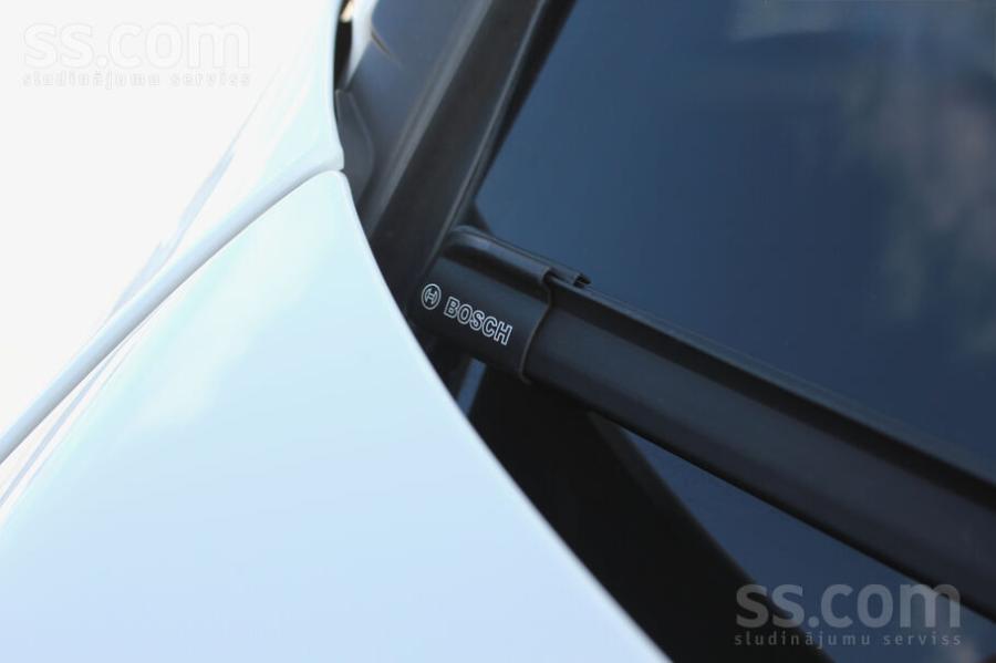 Balts BMW 320 2021 Liepāja, ar dzinēja tilpumu 2.00 L un nobraukumu 176 tūkst. km par 19900 €, foto 25 vietnē AUTOMOTO.COM.LV