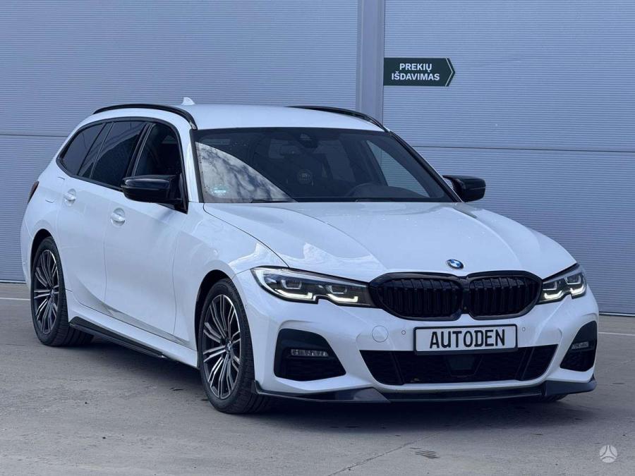 White BMW 320 2021 in Vilnius, with an engine capacity of 2.00 L and mileage of 240 thousand km for 19900 €, photo 1 on AUTOMOTO.COM.LV