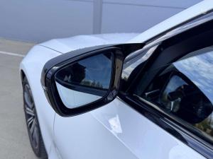 White BMW 320 2021 in Vilnius, with an engine capacity of 2.00 L and mileage of 240 thousand km for 19900 €, photo 12 on AUTOMOTO.COM.LV