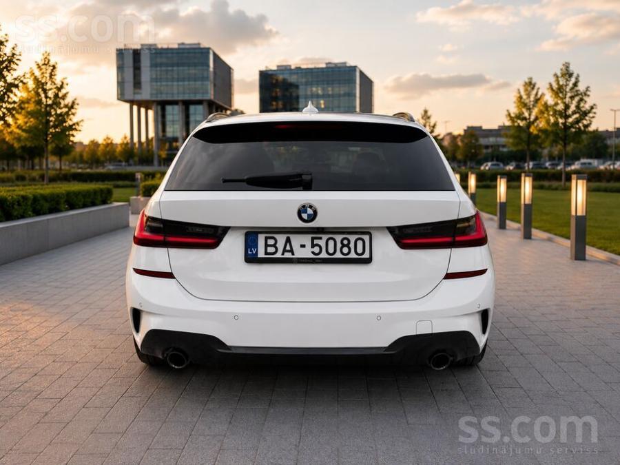 White BMW 320 2022 in Riga, with an engine capacity of 2.00 L and mileage of 174 thousand km for 21400 €, photo 4 on AUTOMOTO.COM.LV
