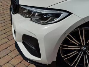 White BMW 320 2022 in Riga, with an engine capacity of 2.00 L and mileage of 169 thousand km for 22000 €, photo 9 on AUTOMOTO.COM.LV