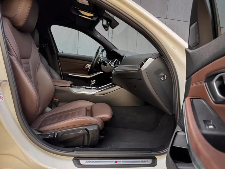 White BMW 320 2022 in Riga, with an engine capacity of 2.00 L and mileage of 169 thousand km for 22000 €, photo 15 on AUTOMOTO.COM.LV