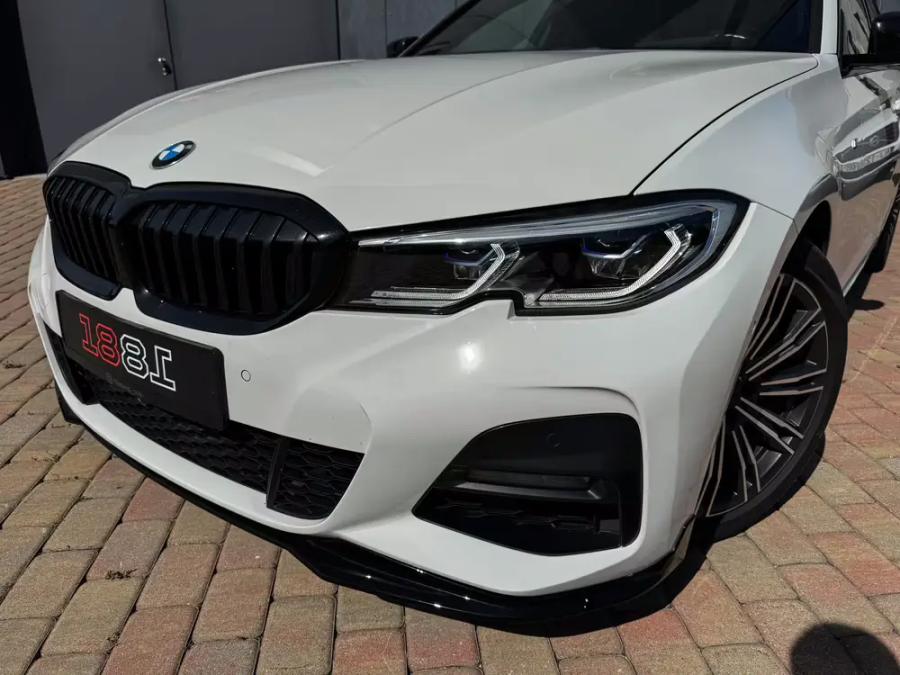 White BMW 320 2022 in Riga, with an engine capacity of 2.00 L and mileage of 169 thousand km for 22000 €, photo 30 on AUTOMOTO.COM.LV