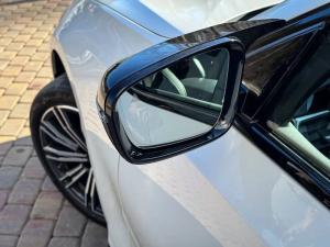 Balts BMW 320 2022 Rīga, ar dzinēja tilpumu 2.00 L un nobraukumu 185 tūkst. km par 24900 €, foto 24 vietnē AUTOMOTO.COM.LV