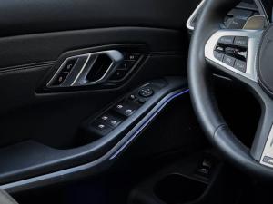 Balts BMW 320 2022 Rīga, ar dzinēja tilpumu 2.00 L un nobraukumu 185 tūkst. km par 24900 €, foto 27 vietnē AUTOMOTO.COM.LV