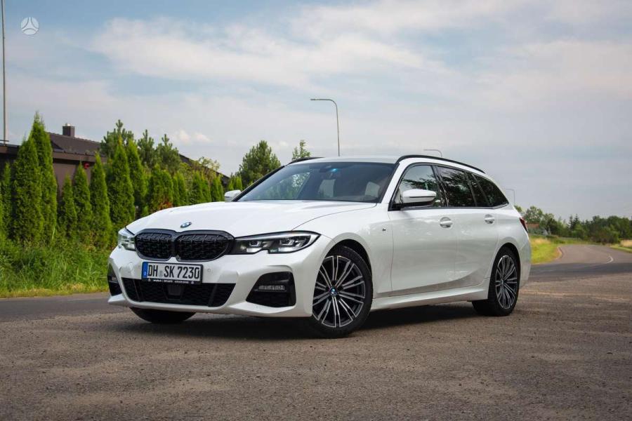 White BMW 320 2022 in Elektrenai, with an engine capacity of 2.00 L and mileage of 194 thousand km for 20450 €, photo 1 on AUTOMOTO.COM.LV