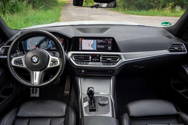 White BMW 320 2022 in Elektrenai, with an engine capacity of 2.00 L and mileage of 194 thousand km for 20450 €, photo 9 on AUTOMOTO.COM.LV