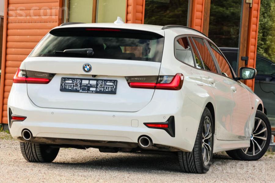 Balts BMW 320 2022 Tukums, ar dzinēja tilpumu 2.00 L un nobraukumu 200 tūkst. km par 17990 €, foto 4 vietnē AUTOMOTO.COM.LV