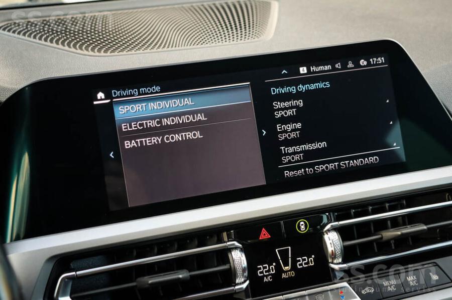 Balts BMW 320 2022 Tukums, ar dzinēja tilpumu 2.00 L un nobraukumu 200 tūkst. km par 17990 €, foto 19 vietnē AUTOMOTO.COM.LV