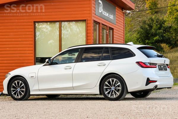 Balts BMW 320 2022 Tukums, ar dzinēja tilpumu 2.00 L un nobraukumu 200 tūkst. km par 17990 €, foto 6 vietnē AUTOMOTO.COM.LV