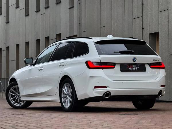White BMW 320 2023 in Riga, with an engine capacity of 2.00 L and mileage of 139 thousand km for 18500 €, photo 7 on AUTOMOTO.COM.LV