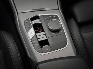 Balts BMW 320 2023 Rīga, ar dzinēja tilpumu 2.00 L un nobraukumu 139 tūkst. km par 18500 €, foto 17 vietnē AUTOMOTO.COM.LV