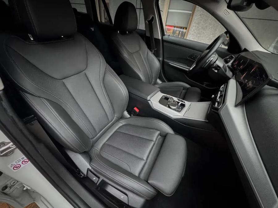 Balts BMW 320 2023 Rīga, ar dzinēja tilpumu 2.00 L un nobraukumu 139 tūkst. km par 18500 €, foto 20 vietnē AUTOMOTO.COM.LV