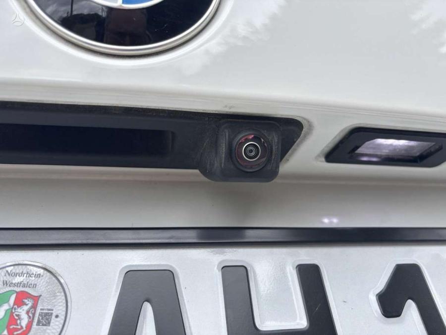 White BMW 320 2023 in Kaunas, with an engine capacity of 2.00 L and mileage of 40 thousand km for 33100 €, photo 17 on AUTOMOTO.COM.LV