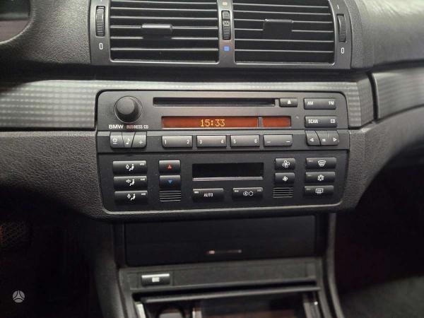 Yellow BMW 320 2004 in Kaunas, with an engine capacity of 2.00 L and mileage of 201 thousand km for 4199 €, photo 8 on AUTOMOTO.COM.LV