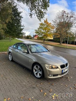Dzeltens BMW 320 2008 Kuldīga, ar dzinēja tilpumu 2.00 L un nobraukumu 164 tūkst. km par 6200 €, foto 8 vietnē AUTOMOTO.COM.LV