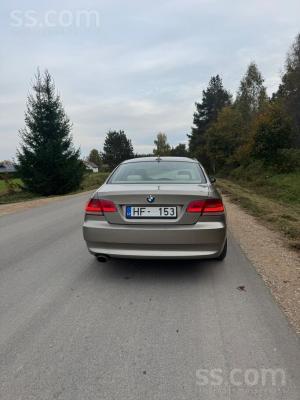 Dzeltens BMW 320 2008 Kuldīga, ar dzinēja tilpumu 2.00 L un nobraukumu 164 tūkst. km par 6200 €, foto 12 vietnē AUTOMOTO.COM.LV
