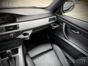 Желтый БМВ 320 2010 в Рига, объемом двигателя 2.00 л и пробегом 223 тыс. км за 13740 €, фото 14 на AUTOMOTO.COM.LV