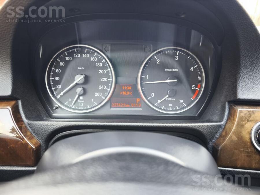 Желтый БМВ 320 2008 в Вентспилс, объемом двигателя 2.00 л и пробегом 228 тыс. км за 6550 €, фото 16 на AUTOMOTO.COM.LV