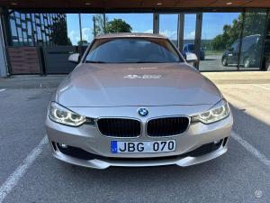 Yellow BMW 320 2012 in Kaunas, with an engine capacity of 2.00 L and mileage of 164 thousand km for 8950 €, photo 4 on AUTOMOTO.COM.LV