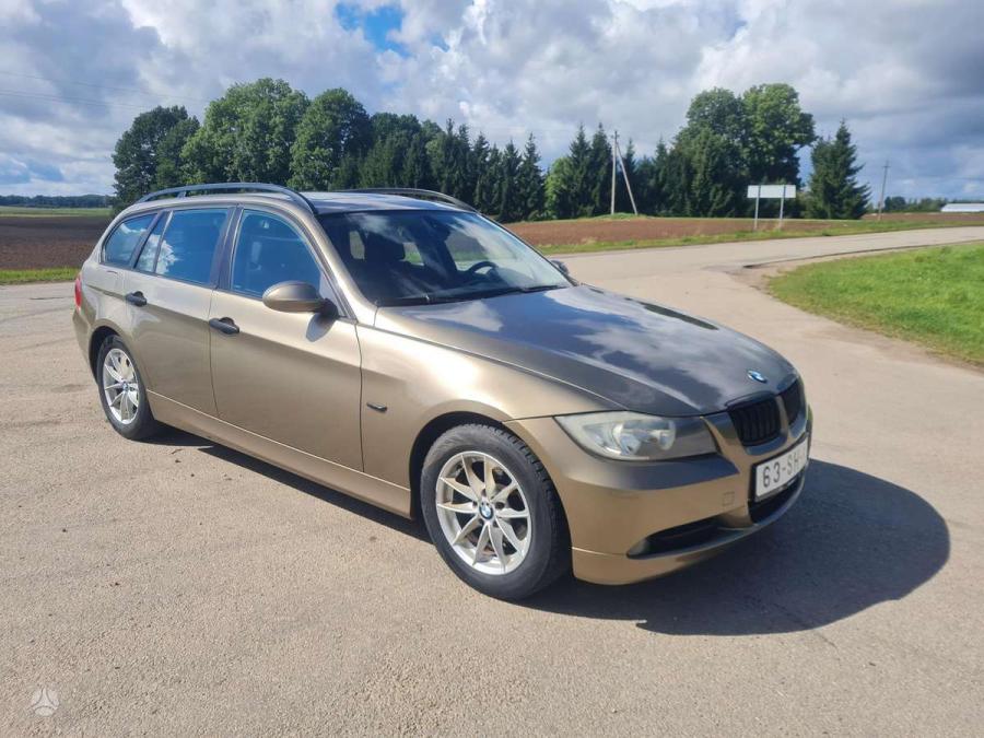 Желтый БМВ 320 2006 в Каунас, объемом двигателя 2.00 л и пробегом 323 тыс. км за 2800 €, фото 1 на AUTOMOTO.COM.LV