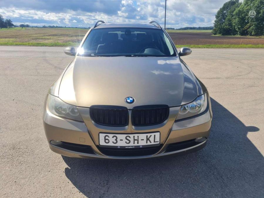 Желтый БМВ 320 2006 в Каунас, объемом двигателя 2.00 л и пробегом 323 тыс. км за 2800 €, фото 8 на AUTOMOTO.COM.LV