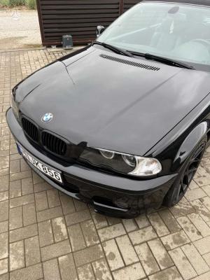 Black BMW 323 2000 in Siauliai, with an engine capacity of 2.49 L and mileage of 223 thousand km for 7200 €, photo 5 on AUTOMOTO.COM.LV