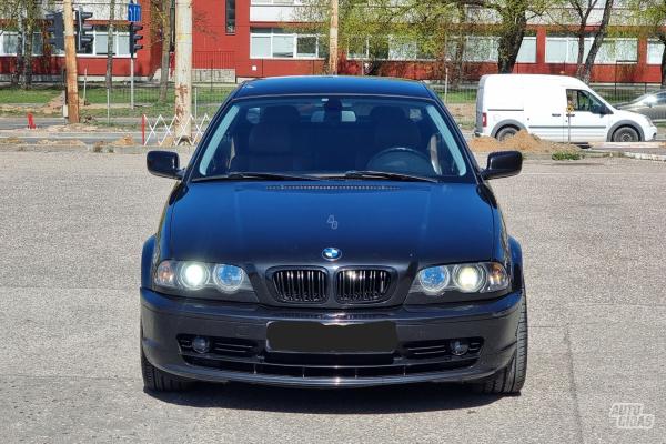 Black BMW 323 2000 in Vilnius, with an engine capacity of 2.50 L and mileage of 240 thousand km for 3900 €, photo 6 on AUTOMOTO.COM.LV
