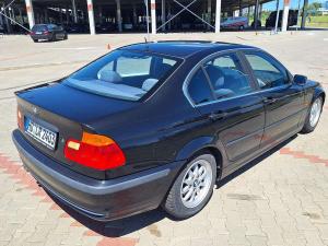 Black BMW 323 1998 in Vilnius, with an engine capacity of 2.49 L and mileage of 212 thousand km for 2850 €, photo 5 on AUTOMOTO.COM.LV