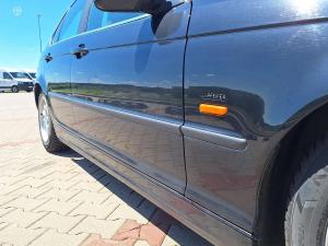 Black BMW 323 1998 in Vilnius, with an engine capacity of 2.49 L and mileage of 212 thousand km for 2850 €, photo 10 on AUTOMOTO.COM.LV