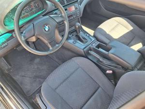 Black BMW 323 1998 in Vilnius, with an engine capacity of 2.49 L and mileage of 212 thousand km for 2850 €, photo 15 on AUTOMOTO.COM.LV