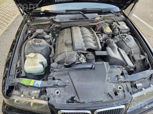 Melns BMW 323 1998 Valmiera, ar dzinēja tilpumu 2.50 L un nobraukumu 146 tūkst. km par 6900 €, foto 5 vietnē AUTOMOTO.COM.LV