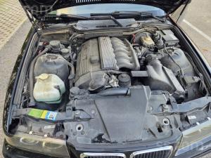 Black BMW 323 1998 in Valmiera, with an engine capacity of 2.50 L and mileage of 146 thousand km for 6900 €, photo 6 on AUTOMOTO.COM.LV