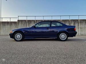 Blue BMW 323 1996 in Vilnius, with an engine capacity of 2.49 L and mileage of 219 thousand km for 14995 €, photo  on AUTOMOTO.COM.LV