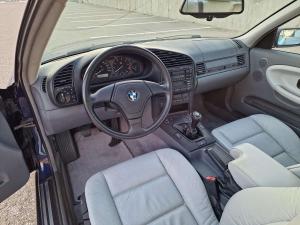 Zils BMW 323 1996 Viļņa, ar dzinēja tilpumu 2.49 L un nobraukumu 219 tūkst. km par 14995 €, foto 17 vietnē AUTOMOTO.COM.LV