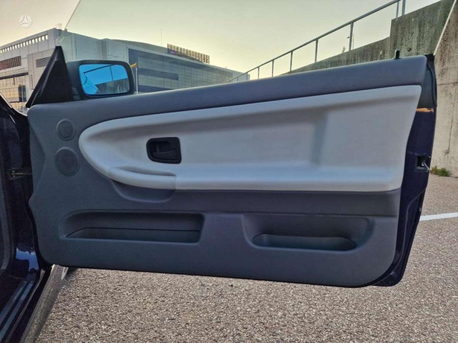 Zils BMW 323 1996 Viļņa, ar dzinēja tilpumu 2.49 L un nobraukumu 219 tūkst. km par 14995 €, foto 23 vietnē AUTOMOTO.COM.LV