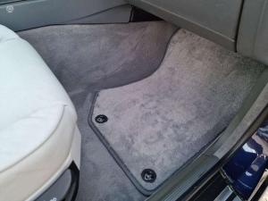 Zils BMW 323 1996 Viļņa, ar dzinēja tilpumu 2.49 L un nobraukumu 219 tūkst. km par 14995 €, foto 28 vietnē AUTOMOTO.COM.LV