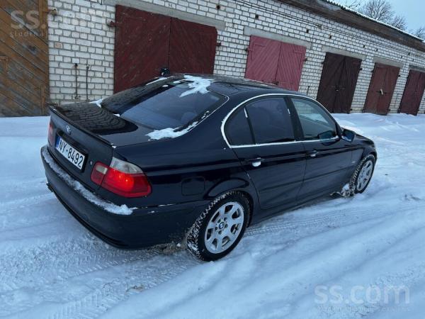 Zils BMW 323 1999 Kuldīga, ar dzinēja tilpumu 2.50 L un nobraukumu 303 tūkst. km par 4000 €, foto 4 vietnē AUTOMOTO.COM.LV