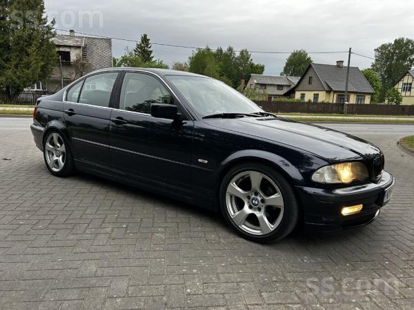 Blue BMW 323 1999 in Kuldiga, with an engine capacity of 2.50 L and mileage of 304 thousand km for 3480 €, photo 1 on AUTOMOTO.COM.LV