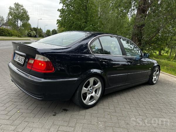 Blue BMW 323 1999 in Kuldiga, with an engine capacity of 2.50 L and mileage of 304 thousand km for 3480 €, photo 2 on AUTOMOTO.COM.LV