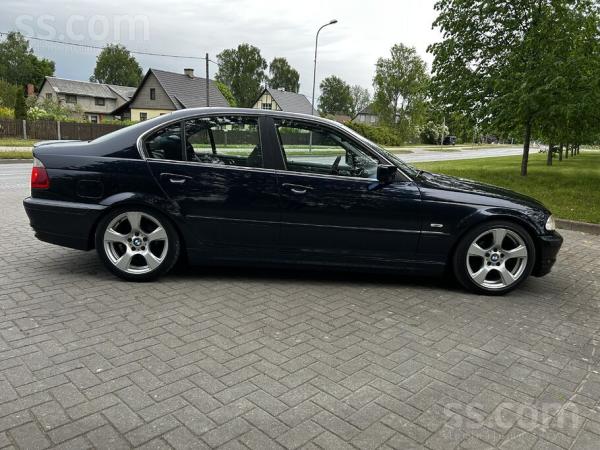 Blue BMW 323 1999 in Kuldiga, with an engine capacity of 2.50 L and mileage of 304 thousand km for 3480 €, photo 6 on AUTOMOTO.COM.LV