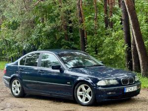 Zils BMW 323 1999 Radviliškis, ar dzinēja tilpumu 2.50 L un nobraukumu 140 tūkst. km par 3300 €, foto 3 vietnē AUTOMOTO.COM.LV
