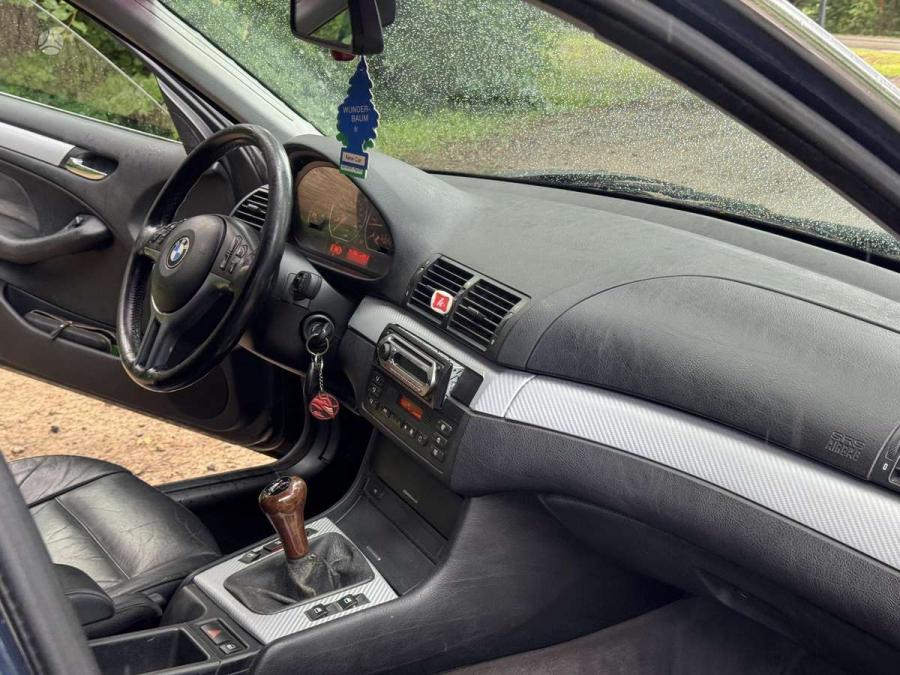 Zils BMW 323 1999 Radviliškis, ar dzinēja tilpumu 2.50 L un nobraukumu 140 tūkst. km par 3300 €, foto 13 vietnē AUTOMOTO.COM.LV