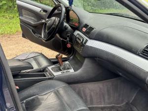 Zils BMW 323 1999 Radviliškis, ar dzinēja tilpumu 2.50 L un nobraukumu 140 tūkst. km par 3300 €, foto 14 vietnē AUTOMOTO.COM.LV