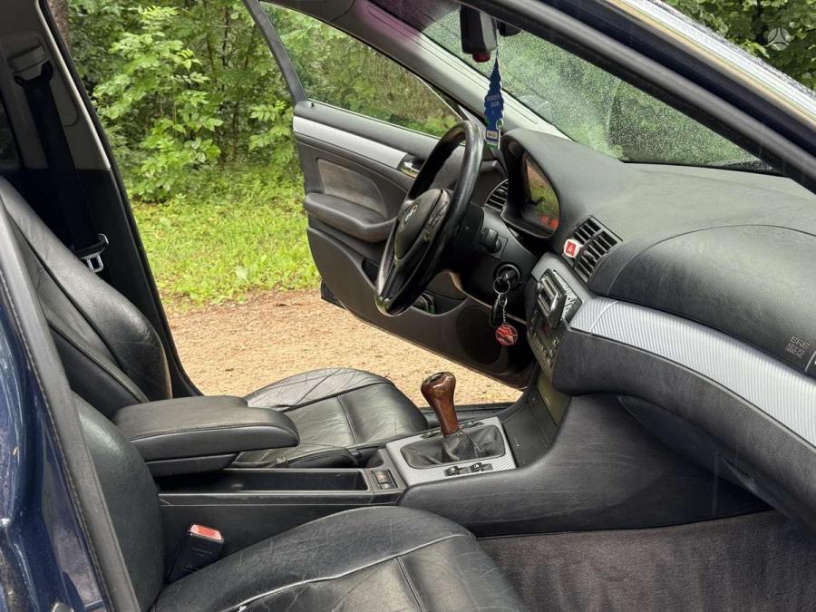 Zils BMW 323 1999 Radviliškis, ar dzinēja tilpumu 2.50 L un nobraukumu 140 tūkst. km par 3300 €, foto 15 vietnē AUTOMOTO.COM.LV