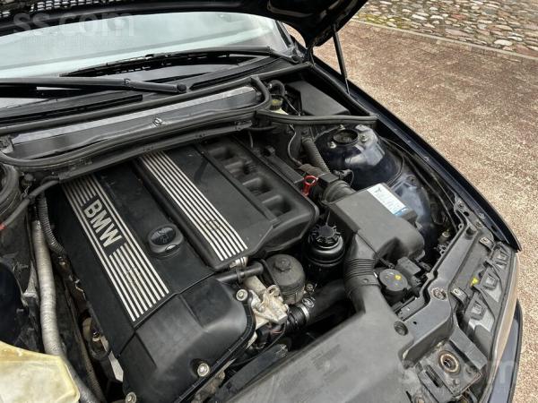 Blue BMW 323 1999 in Kuldiga, with an engine capacity of 2.50 L and mileage of 306 thousand km for 3650 €, photo 9 on AUTOMOTO.COM.LV