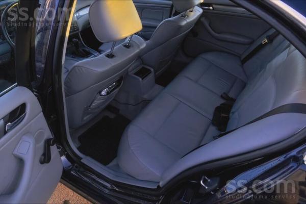 BMW 323 1999 RÄ«ga vietnÄ Zils BMW 323 1999 RÄ«ga, ar dzinÄja tilpumu 2.50 L un nobraukumu 378 tÅ«kst. km par 4500 ā¬, foto 5 vietnÄ AUTOMOTO.COM.LV