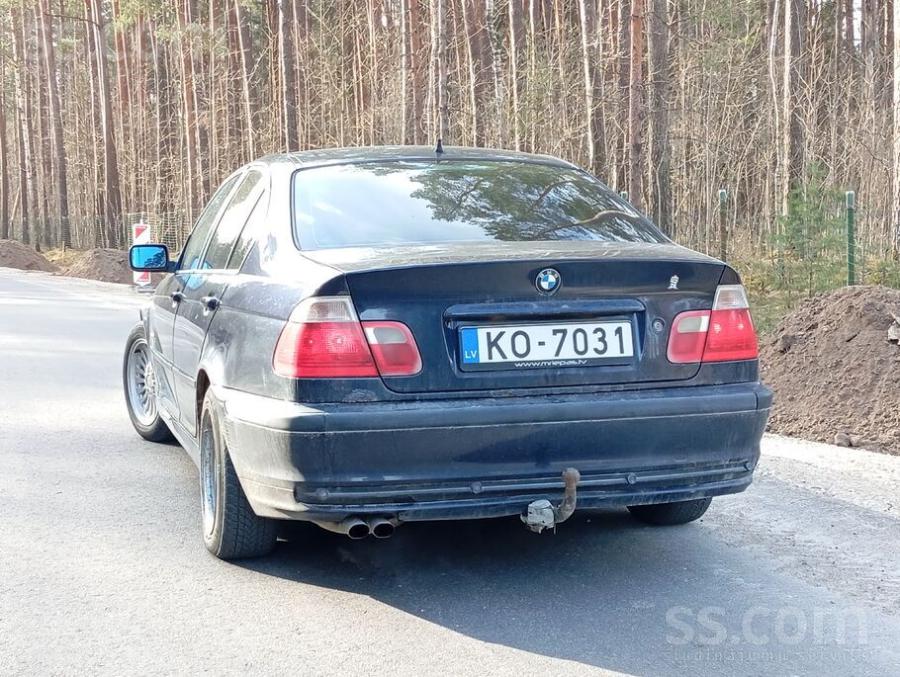 Zils BMW 323 2000 Rīga, ar dzinēja tilpumu 2.50 L un nobraukumu 320 tūkst. km par 1200 €, foto 3 vietnē AUTOMOTO.COM.LV