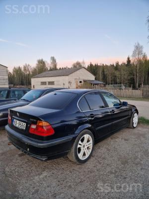 Blue BMW 323 2000 in Ventspils, with an engine capacity of 2.50 L and mileage of 295 thousand km for 3200 €, photo 4 on AUTOMOTO.COM.LV
