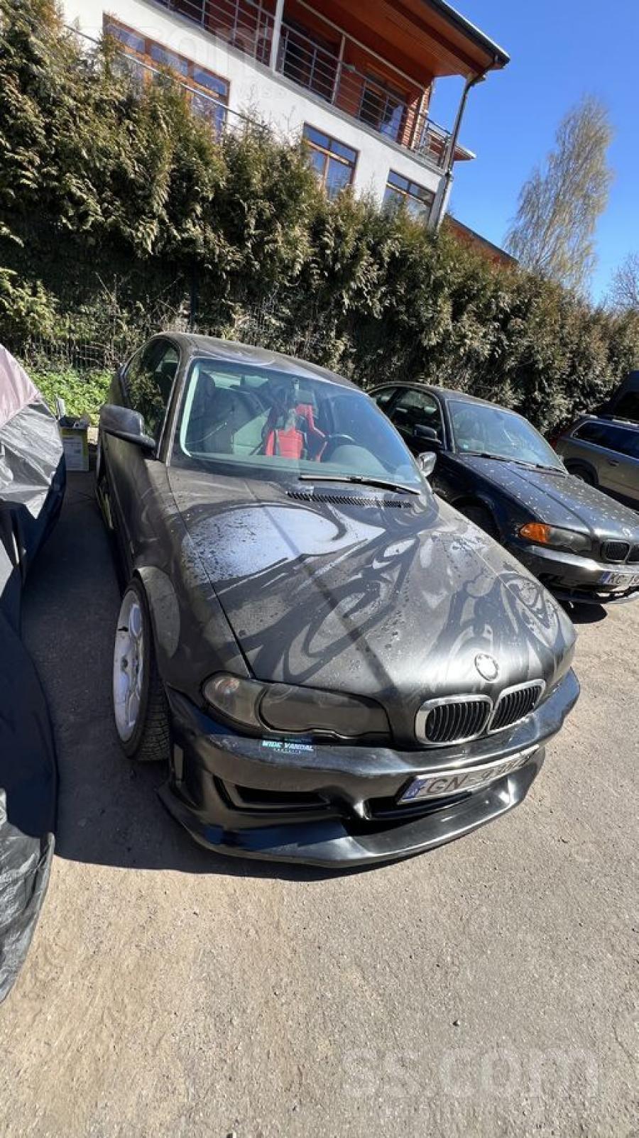 BMW 323 1998 in Riga, with an engine capacity of 2.50 L and mileage of 170 thousand km for 2500 €, photo 1 on AUTOMOTO.COM.LV